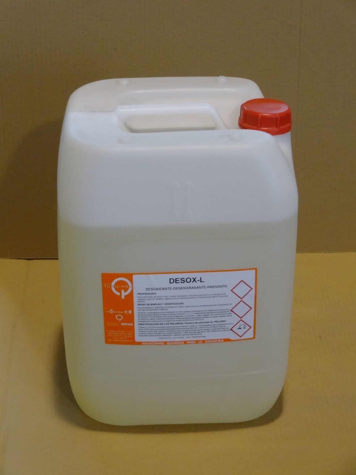 Desoxidante Desengrasante Pasivante (Desox L)